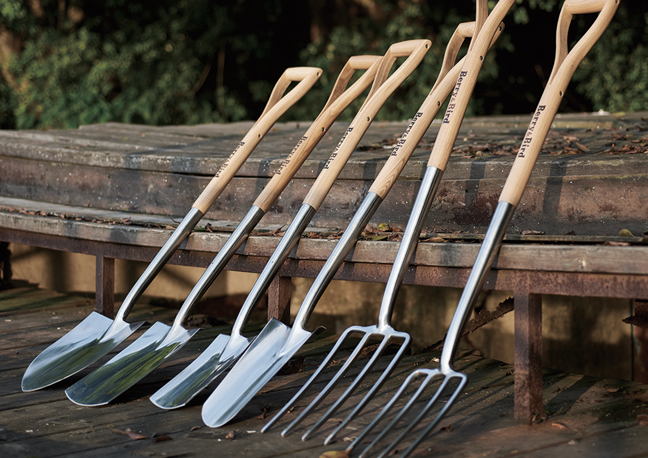 Garden tools & gardening supplies for keen gardeners | Berry&Bird
